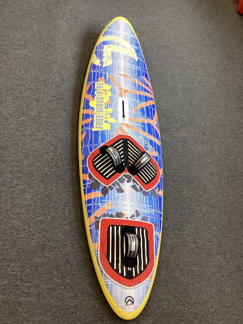 93L Advanced Hull Design Free Wave, B Condition